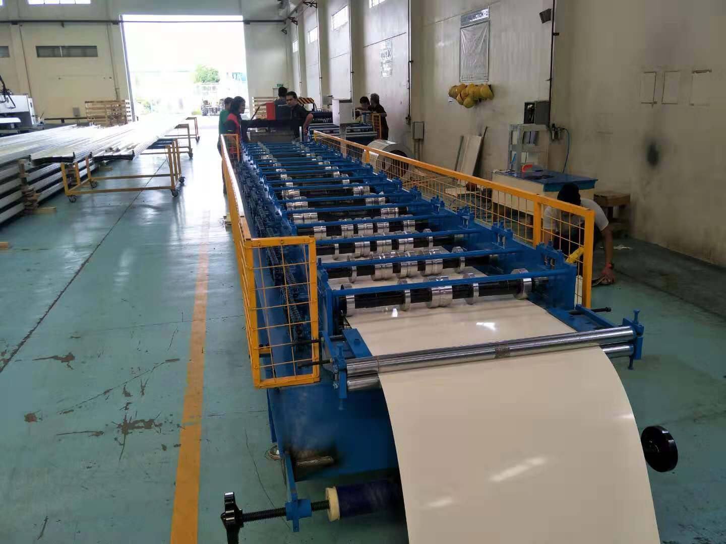 Experienced supplier of standing beam machine