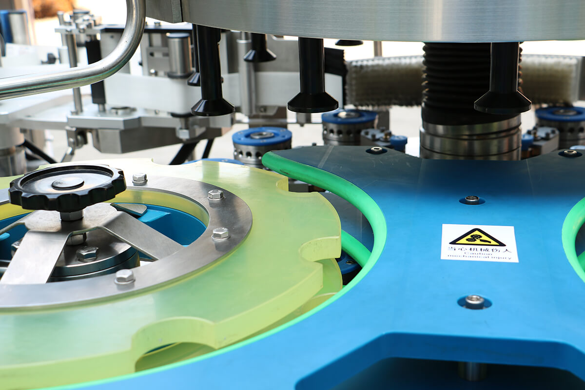 XT-120Z High Speed Rotary Labeling Machine For Sale | Shanghai Xiaoteng ...