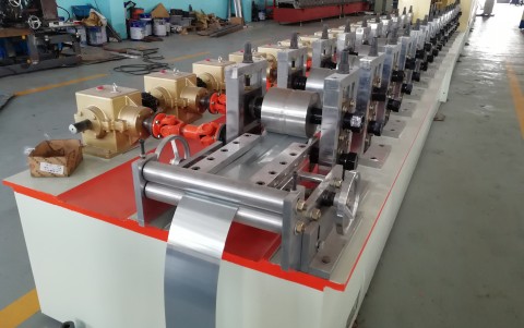 Best Seller PU Shutter Door Forming Machine Supplier | Jiangyin Dingbo Technology Co., Ltd.