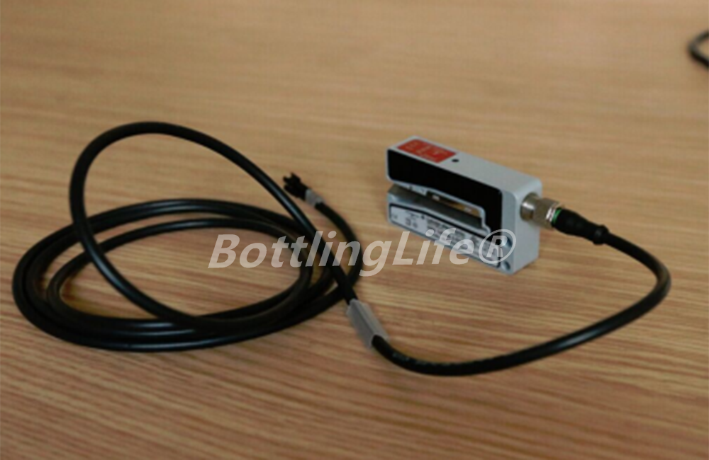 Automatic Labeling Machine